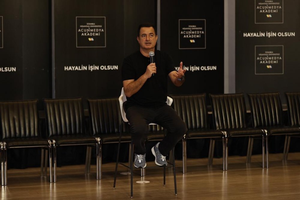 Acunmedya Akademi 4. ve 5. dönem öğrencilerini mezun etti